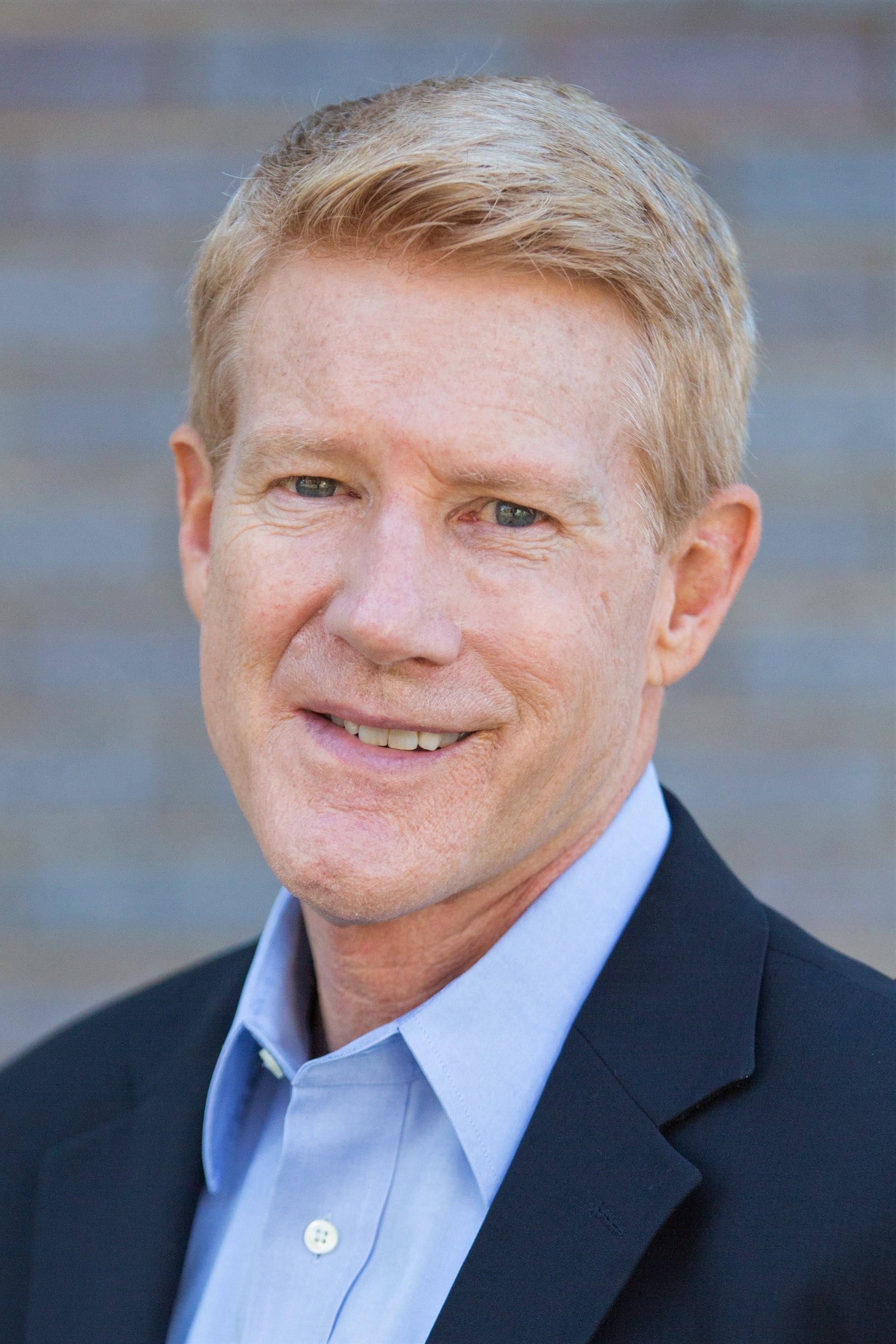 Stephen Charles | Professional Male Voice Over Talent