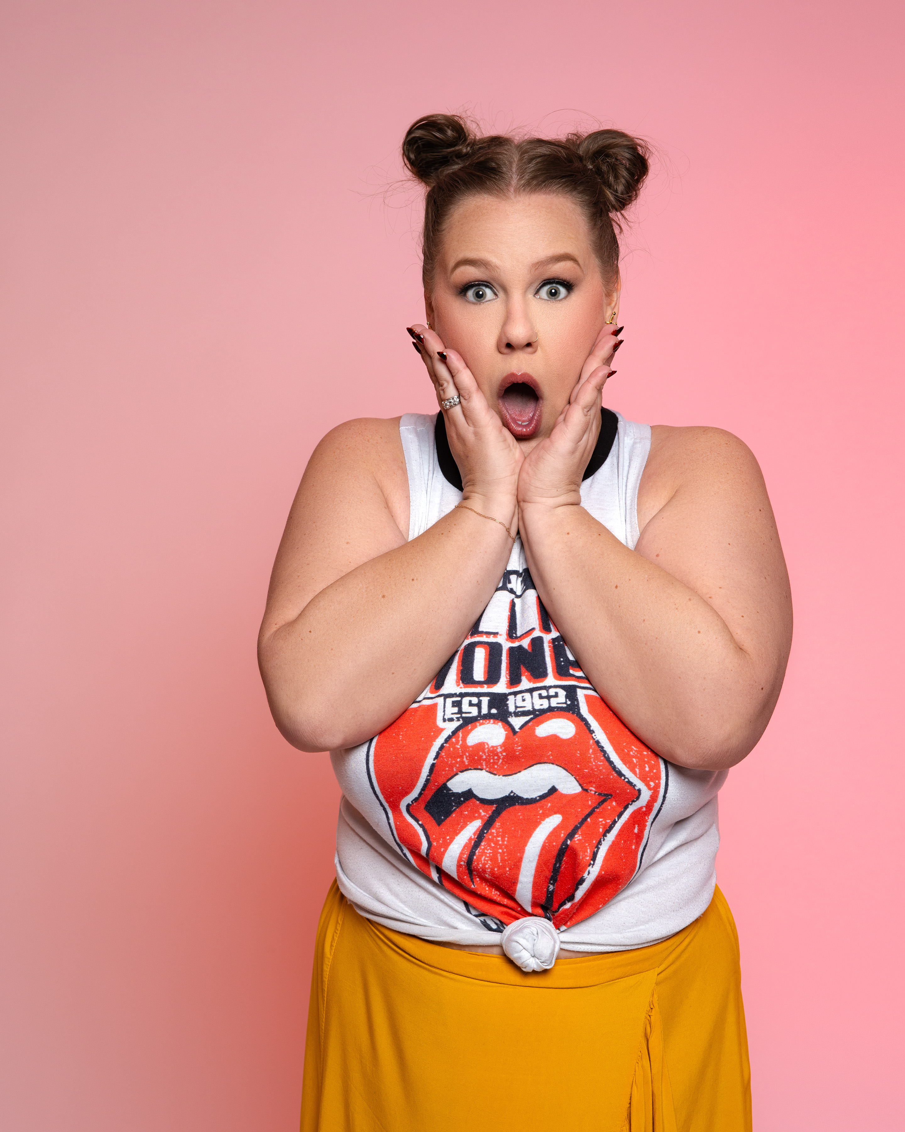 Whitney Claypool: Professional Female Voice Over Artist